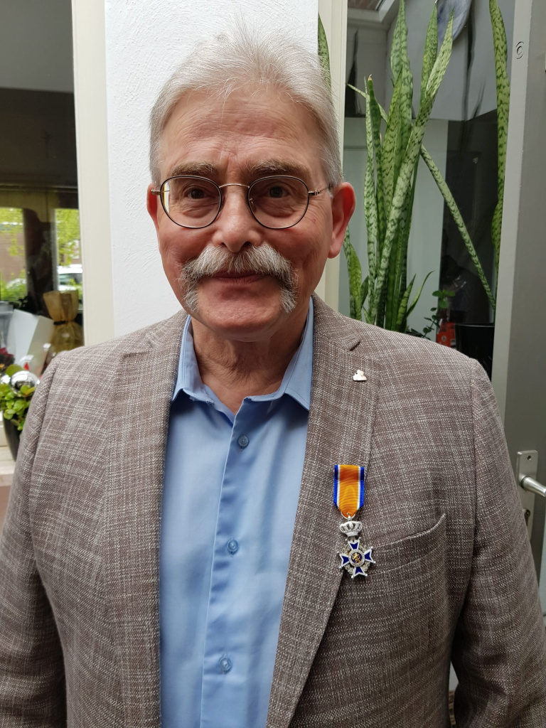 Koninklijke onderscheiding Toon van Bussel – Heemkundekring H.N ...